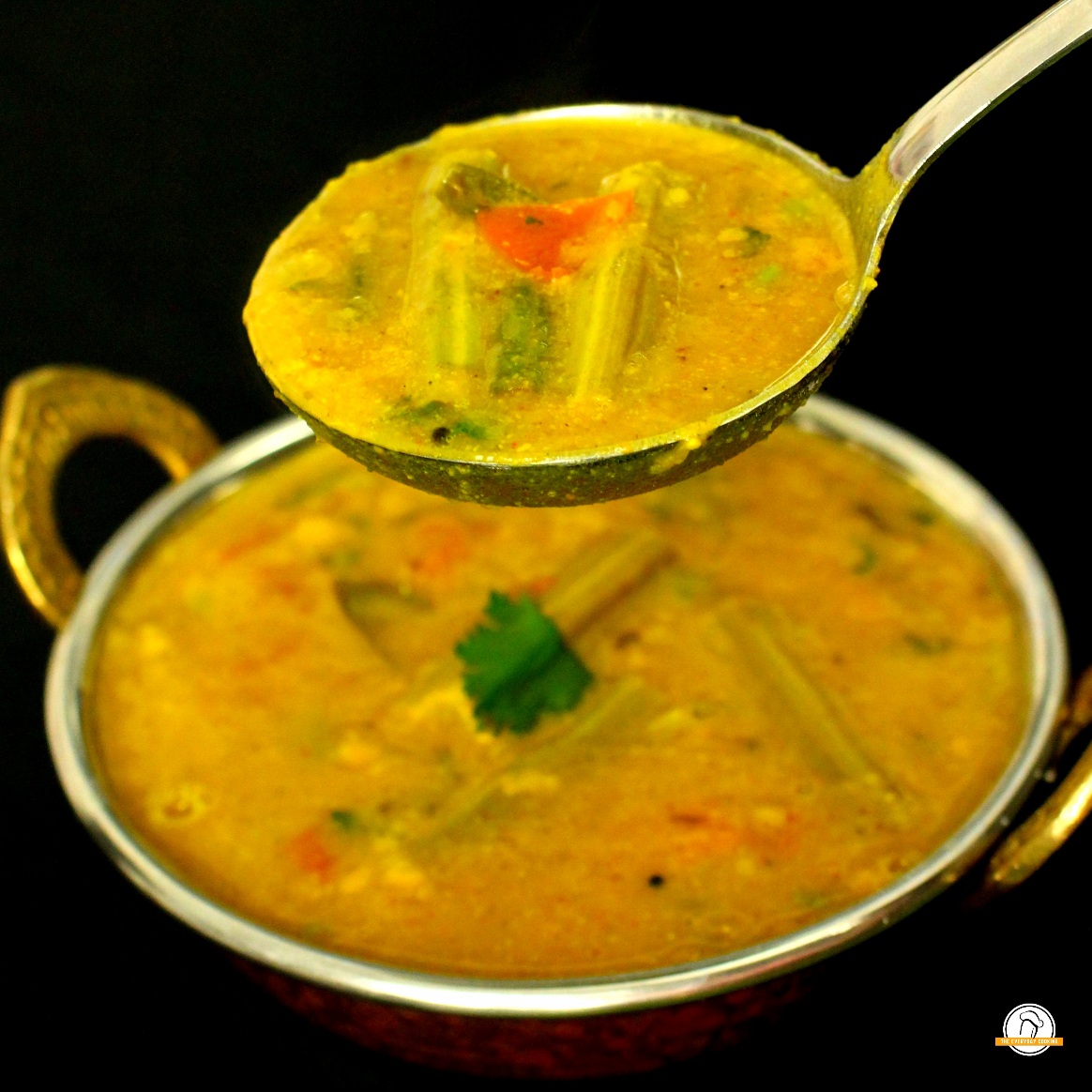 Arachuvitta Sambar | Araithu Vitta Sambar Recipe | How to make sambar ... Arachuvitta Sambar | Araithu Vitta Sambar Recipe | How to make sambar ...
